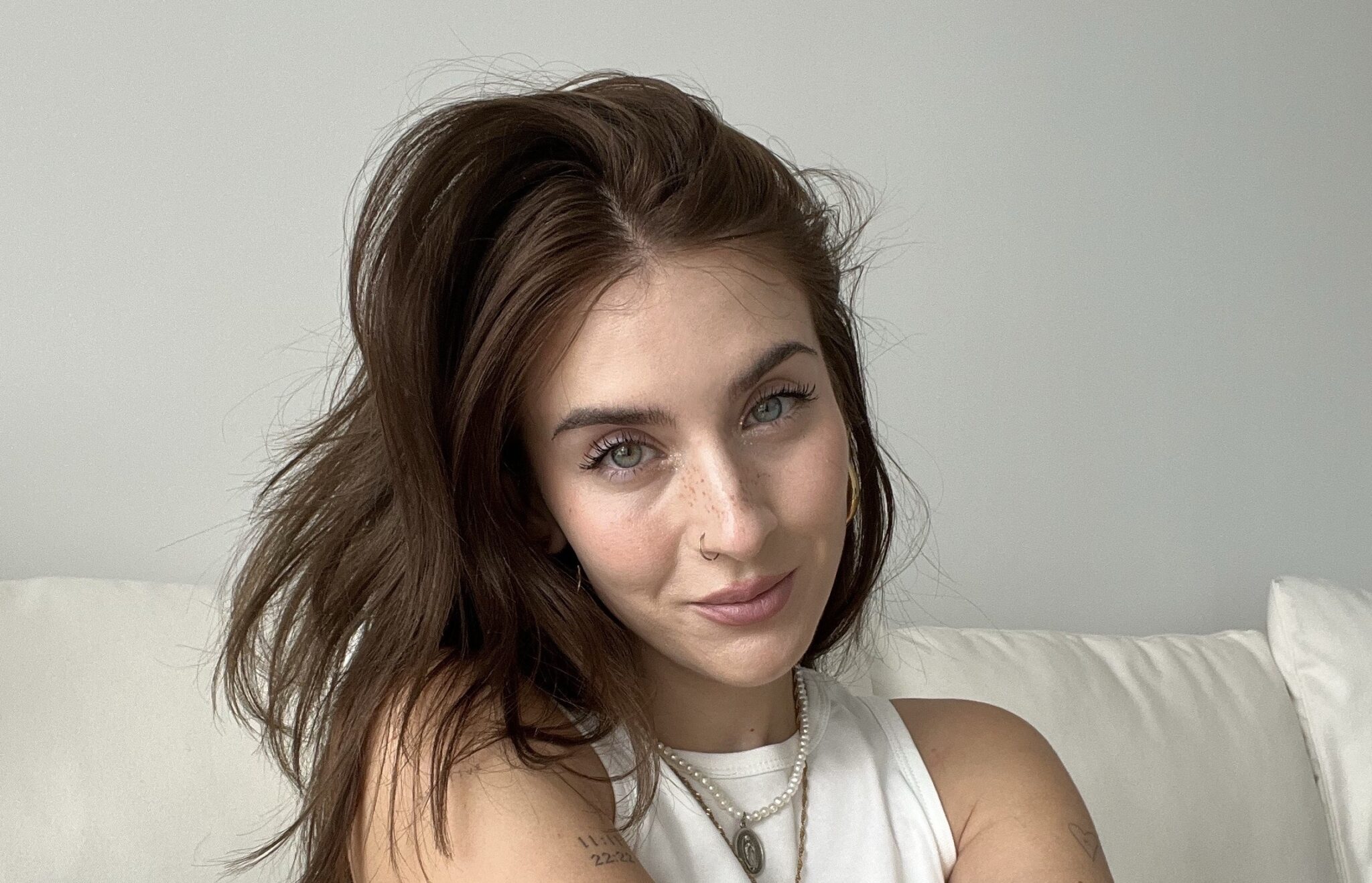 Sara Kibum presenta "Siempre me querré" • Bastardo